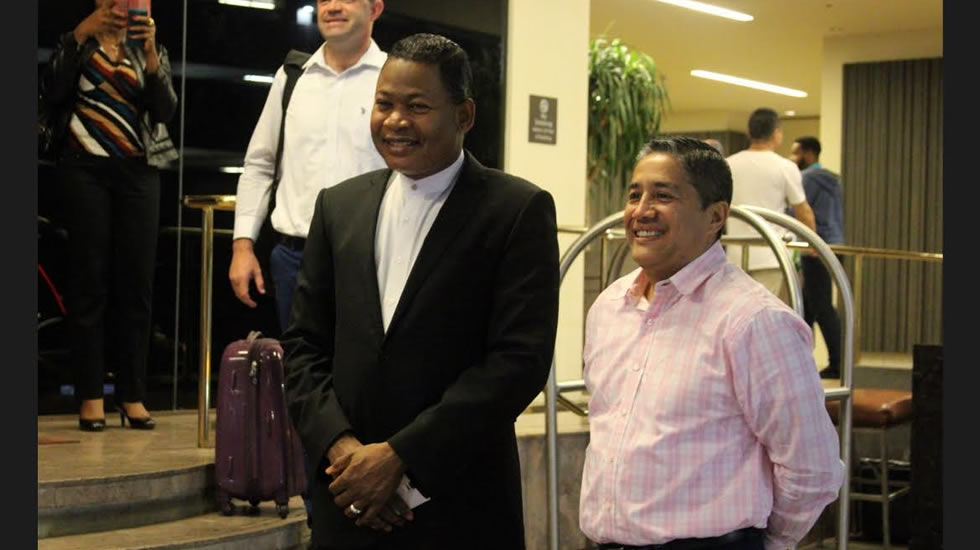 Enter The Healing School with Pastor Chris