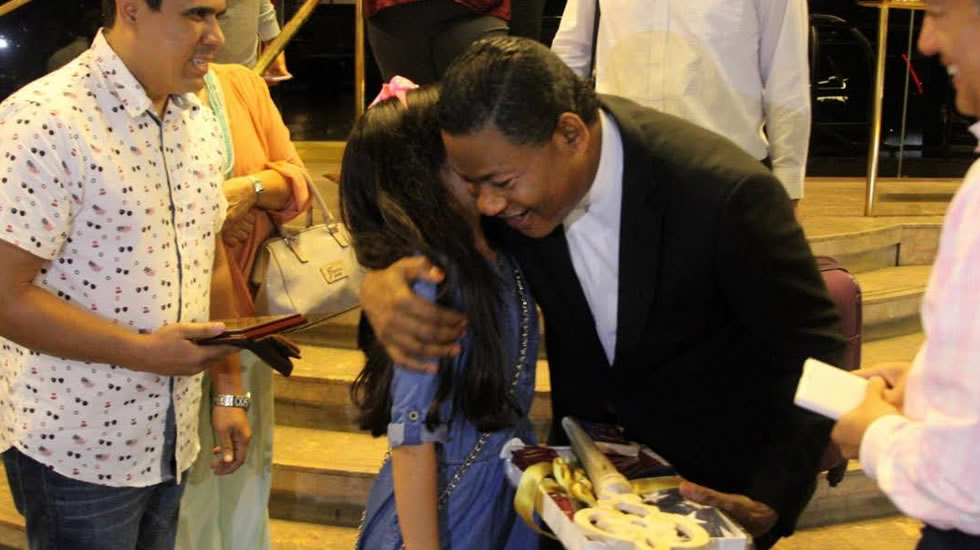 Enter The Healing School with Pastor Chris