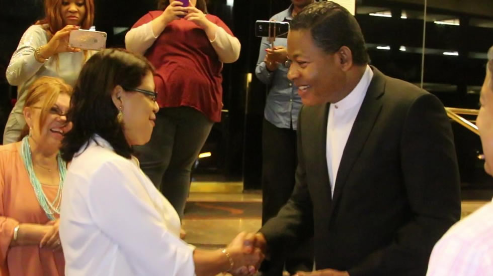 Enter The Healing School with Pastor Chris